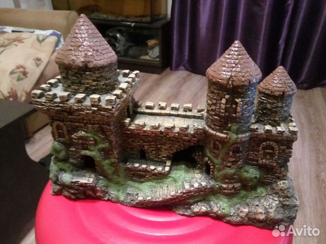 Аквариумный замок